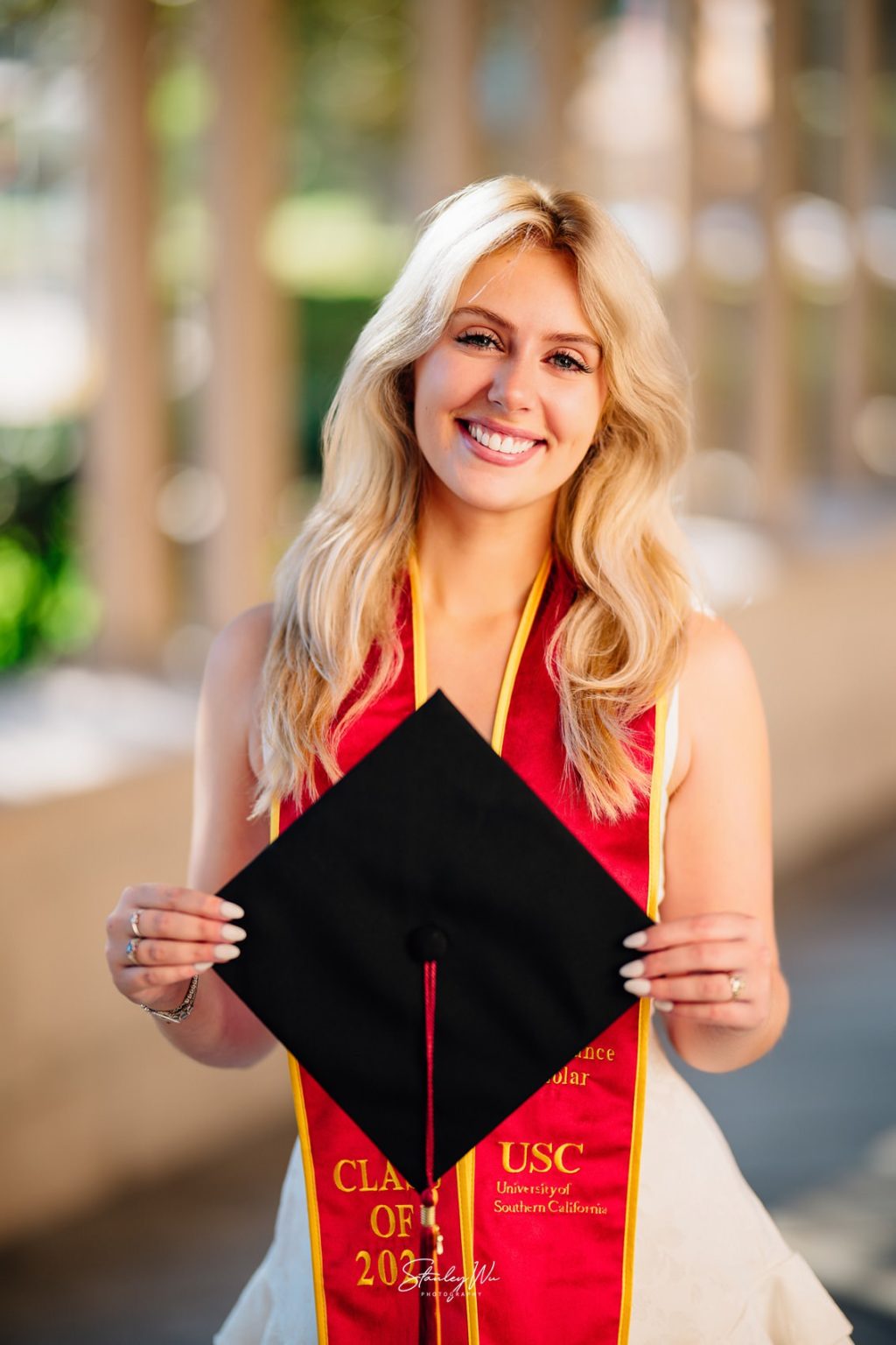 Beautiful & Modern USC Graduation Portraits – Nikki - Stanley Wu ...